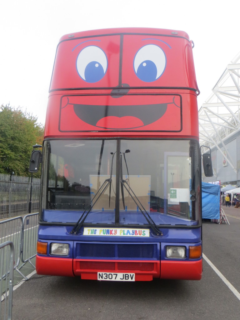 Funky Playbus Southampton | Play Bus Hampshire | Party Bus Southampton ...